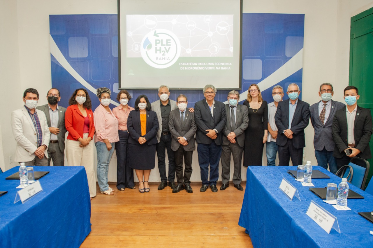 Unilab participa de Assinatura do Termo de Entendimento com a Secti-BA ...