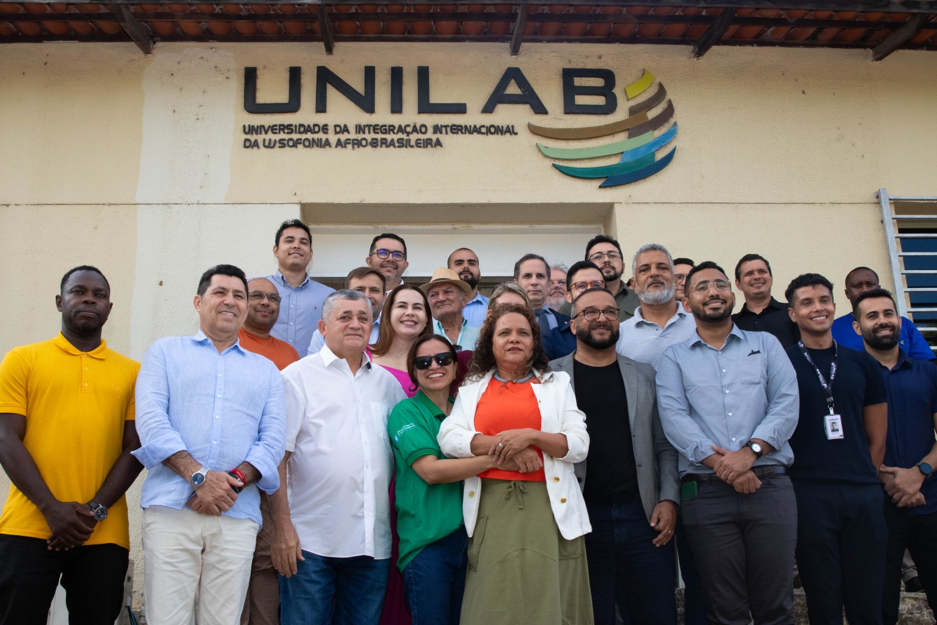 Em visita à Unilab, deputado José Guimarães se compromete a articular ...